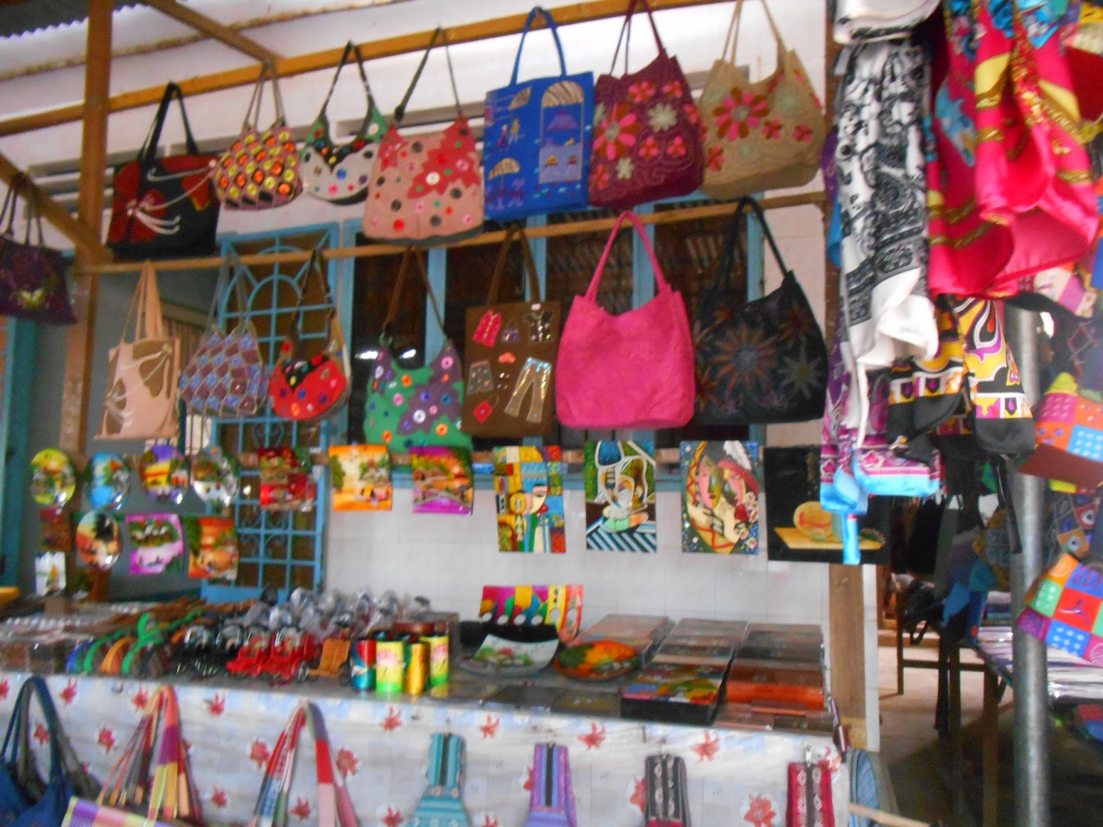 lonesome traveler: Vietnam Part 1-Shoping dan membeli belah kain pasang ...